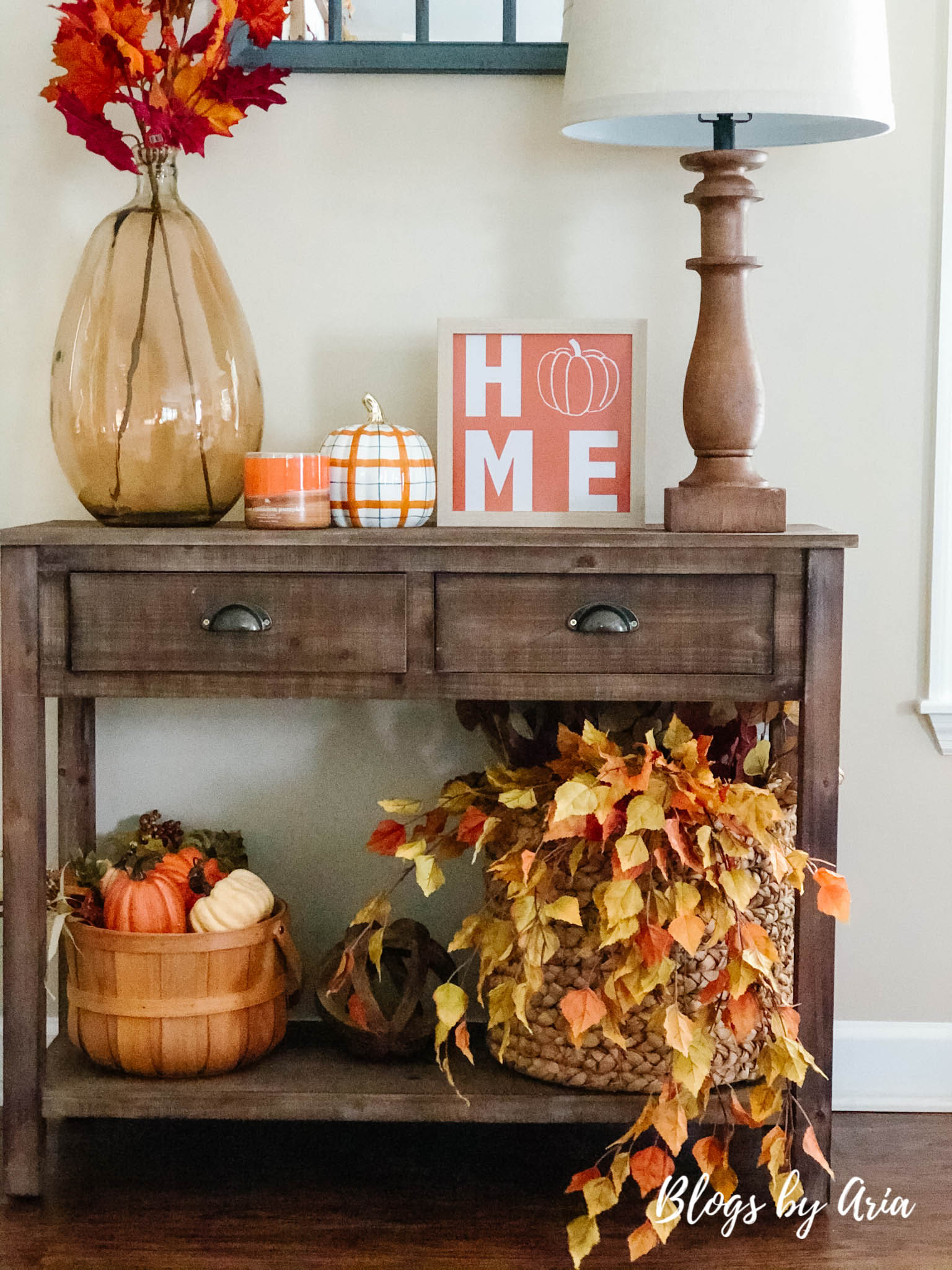 Fall Entryway Table - Blogs by Aria