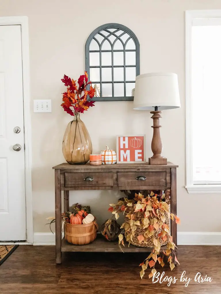 21 Ways to Welcome Fall: Stunning Entryway Table Decor Ideas - Blogs by ...