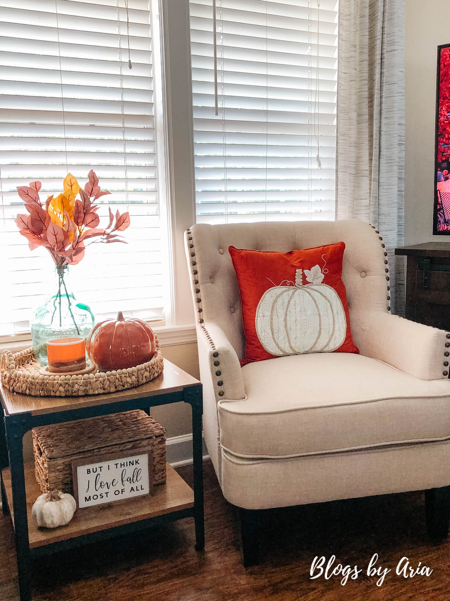 Fall Family Room - Blogs by Aria