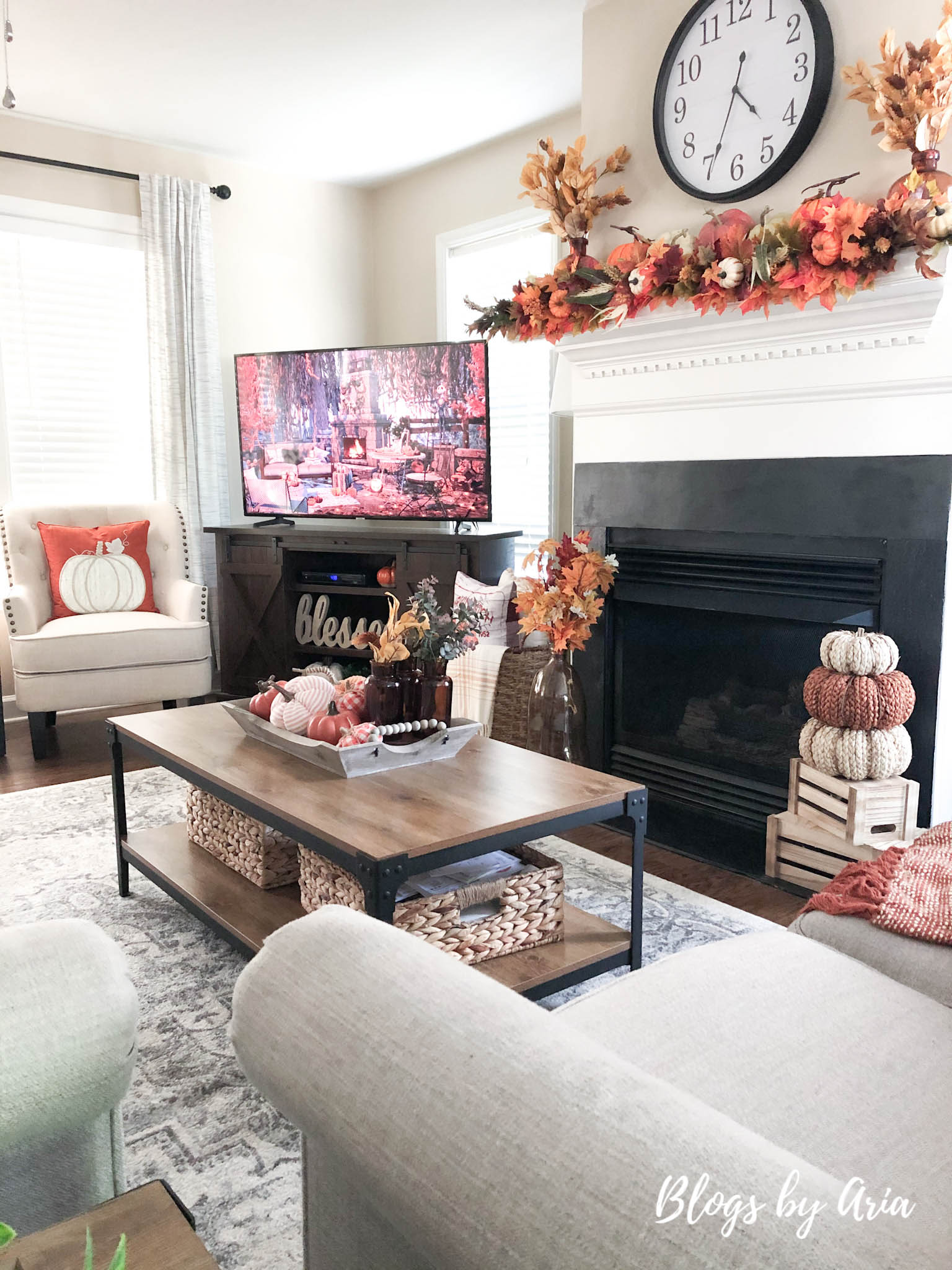 Fall Family Room - Blogs by Aria