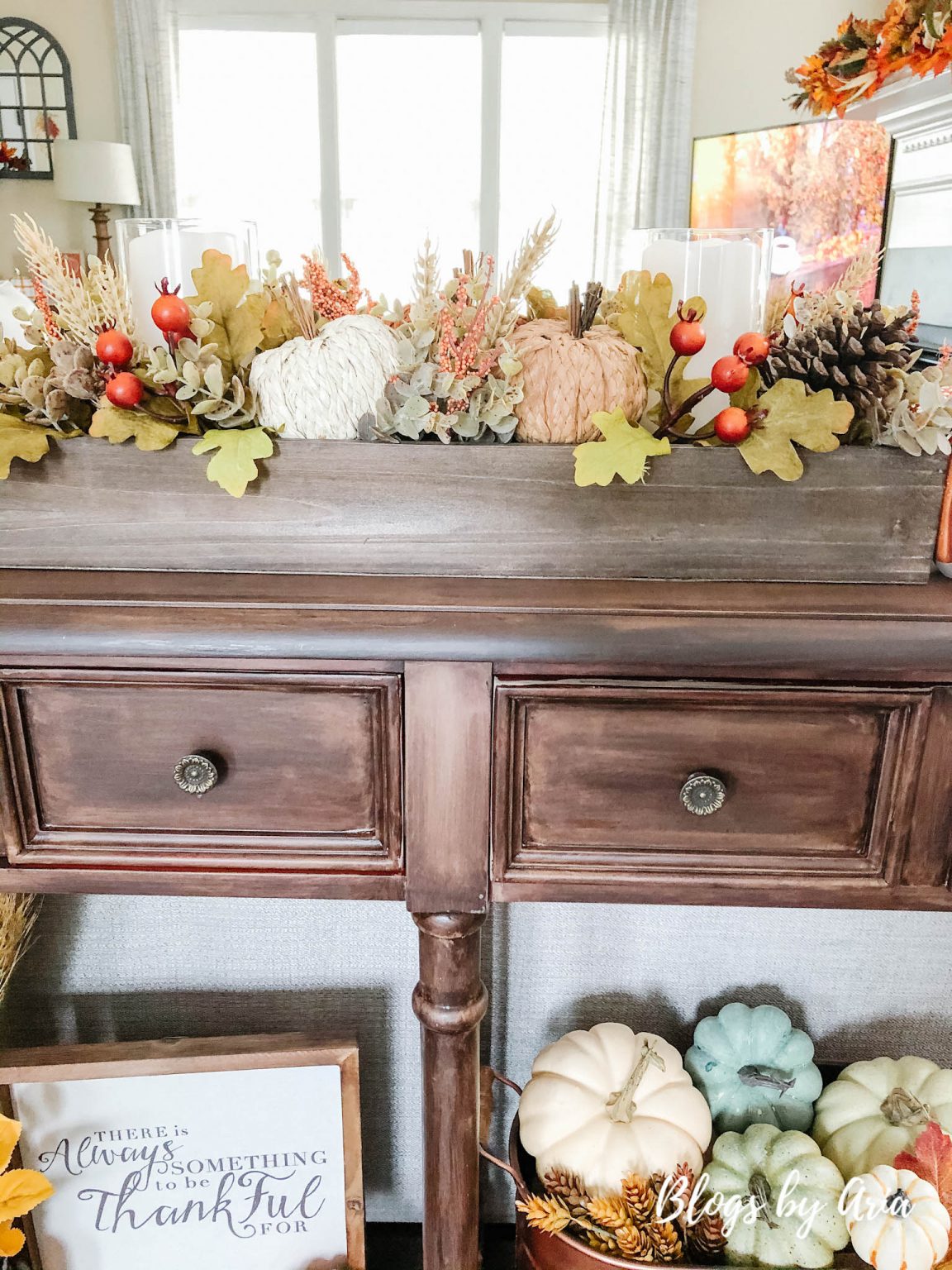 Styled Console Table for Fall - Blogs by Aria