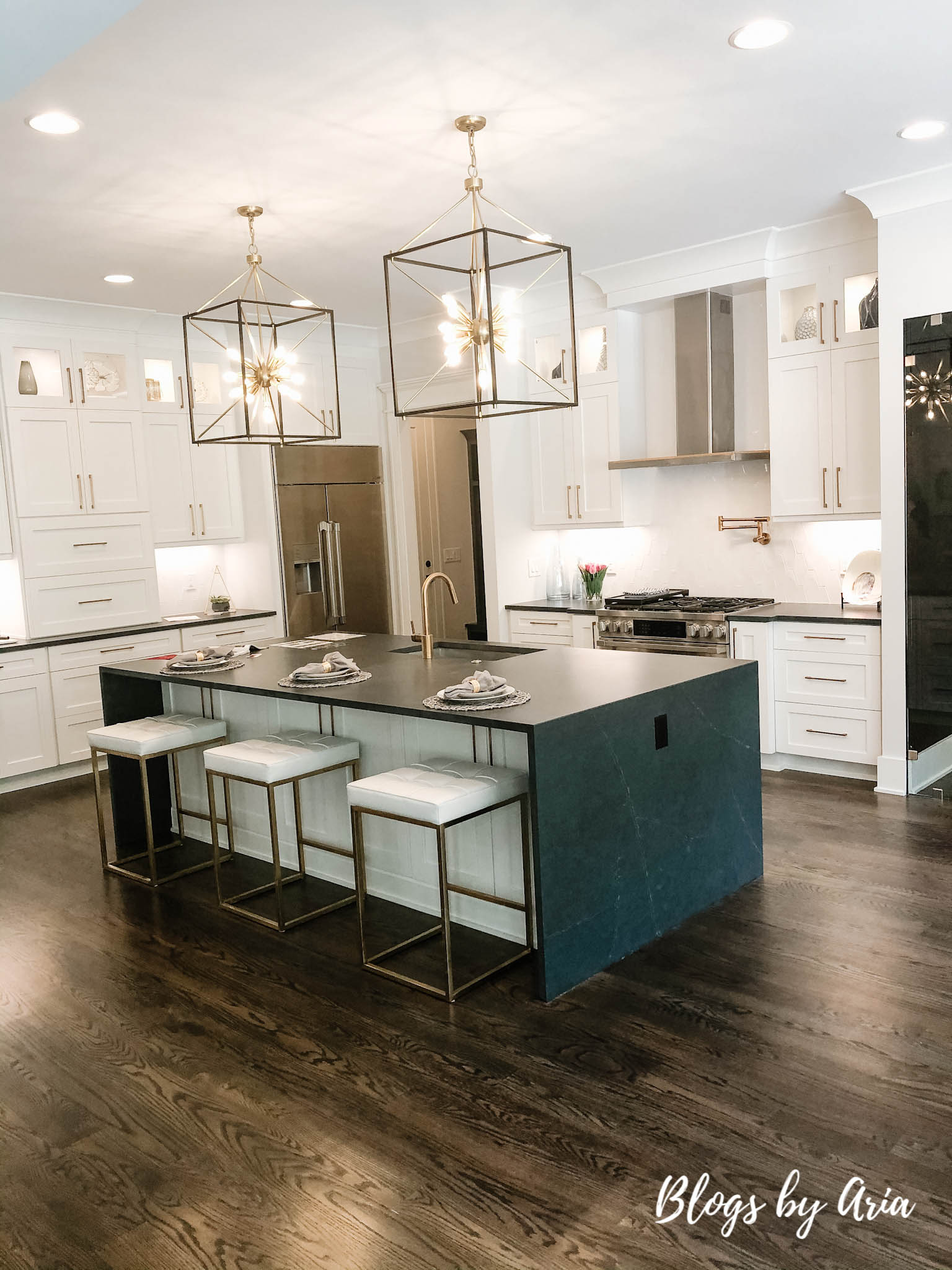 Modern Glam Farmhouse - Blogs by Aria