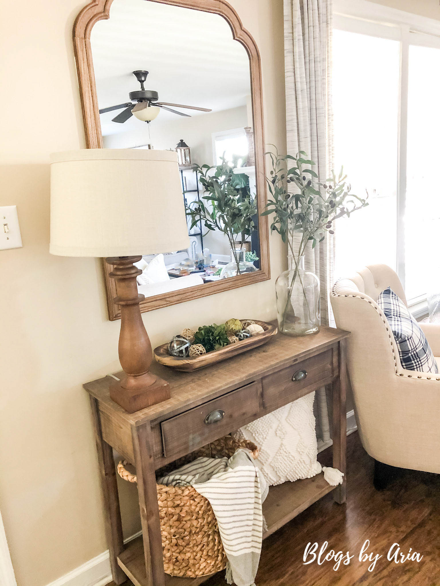 Updated Neutral Entryway Decor - Blogs by Aria