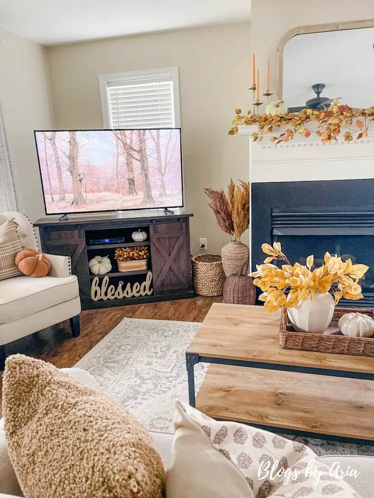 Fall Living Room Tour - Blogs by Aria