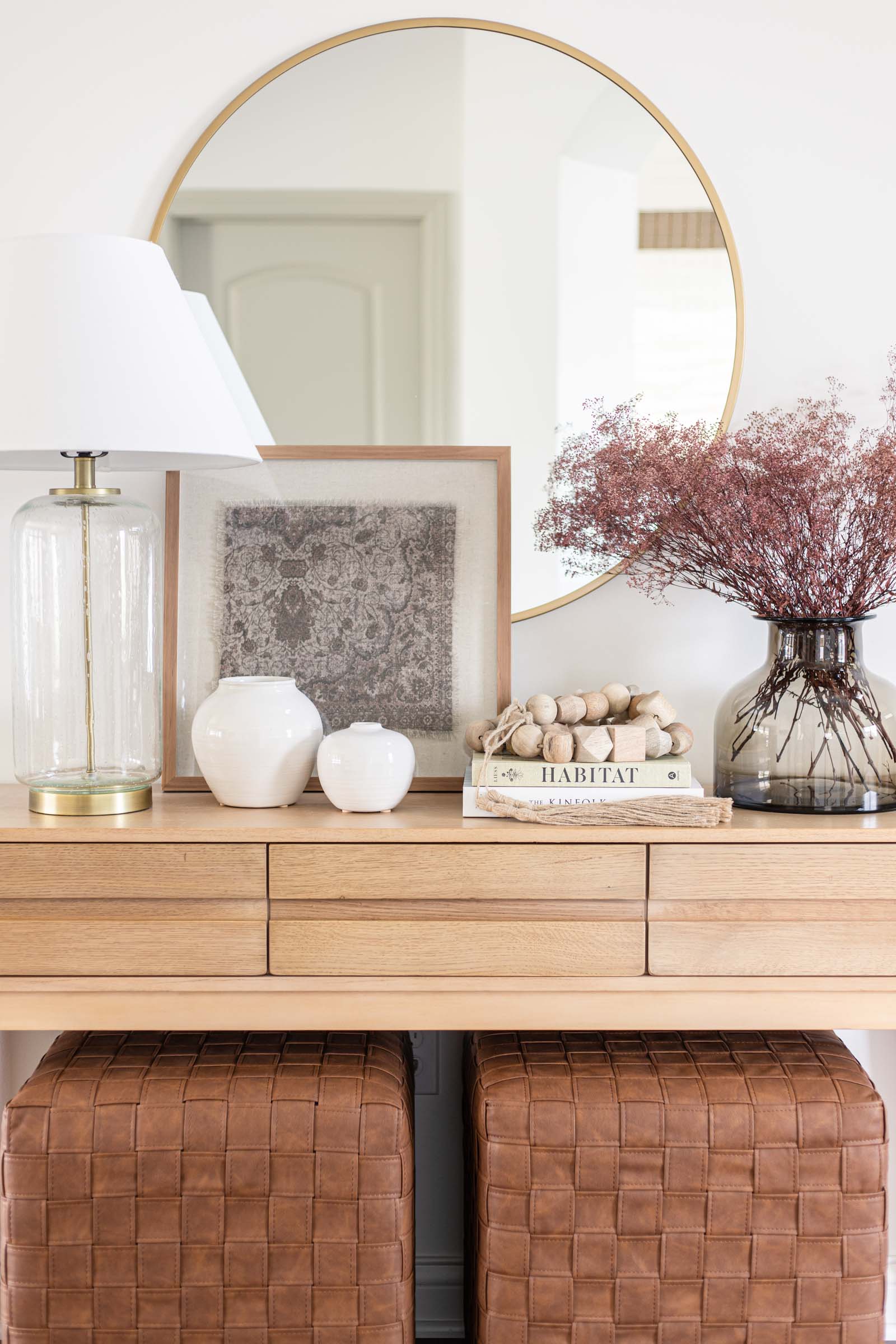 21 Ways to Welcome Fall: Stunning Entryway Table Decor Ideas - Blogs by ...