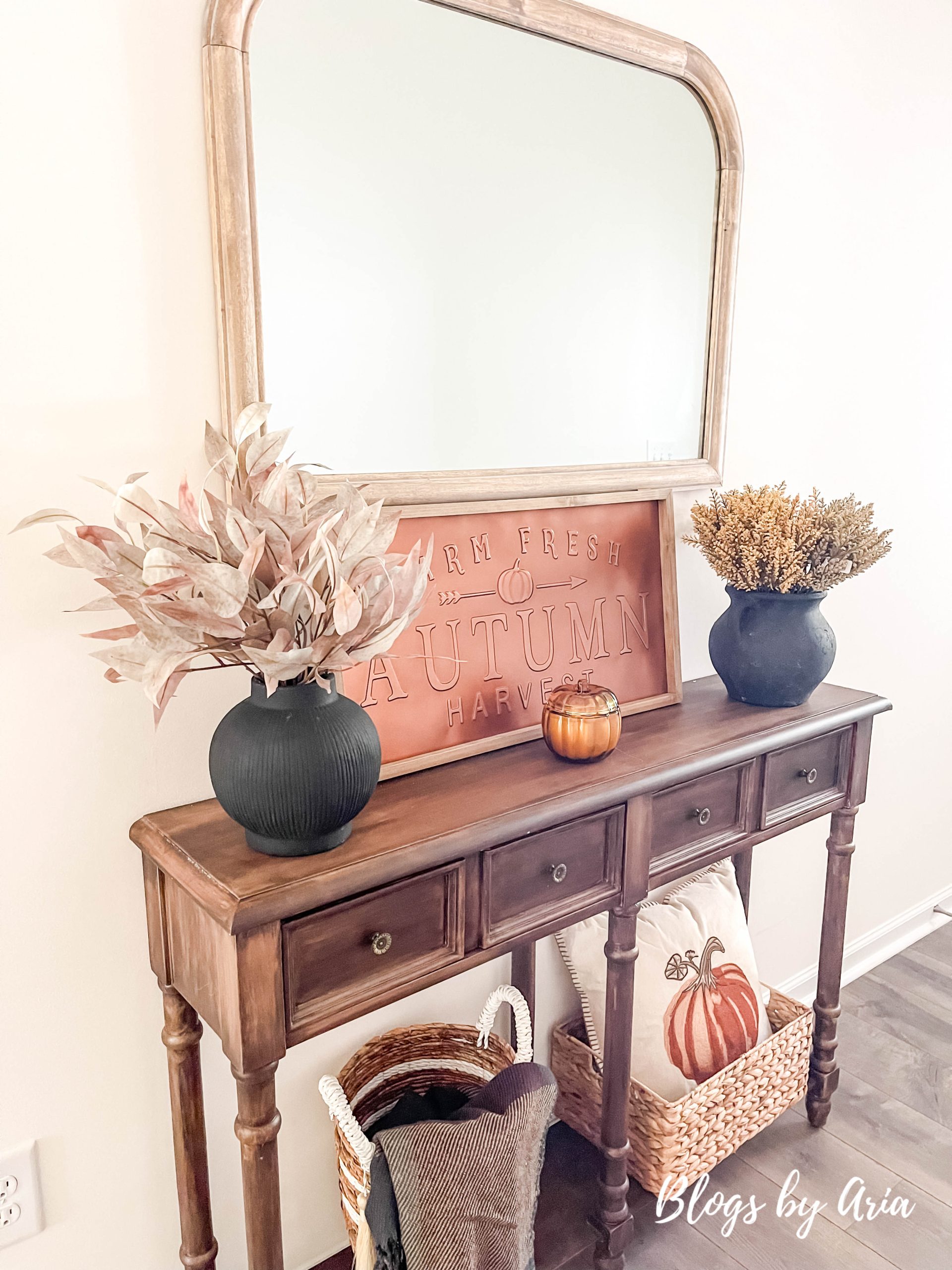 Cozy Fall Entryway Decorating Ideas - Blogs by Aria