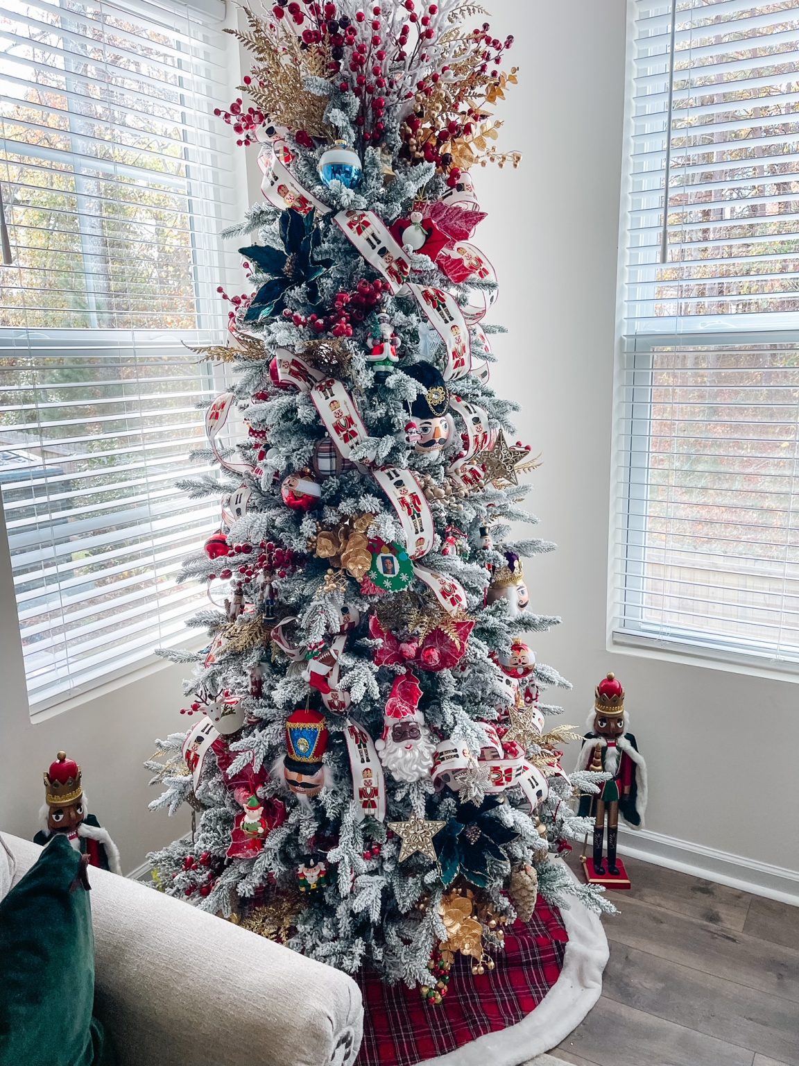 Nutcracker Christmas Living Room - Blogs by Aria